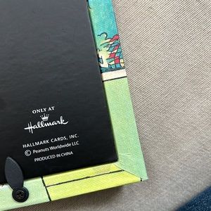 Hallmark | Accents | Hallmark Peanuts Snoopy Picture Frame | Poshmark